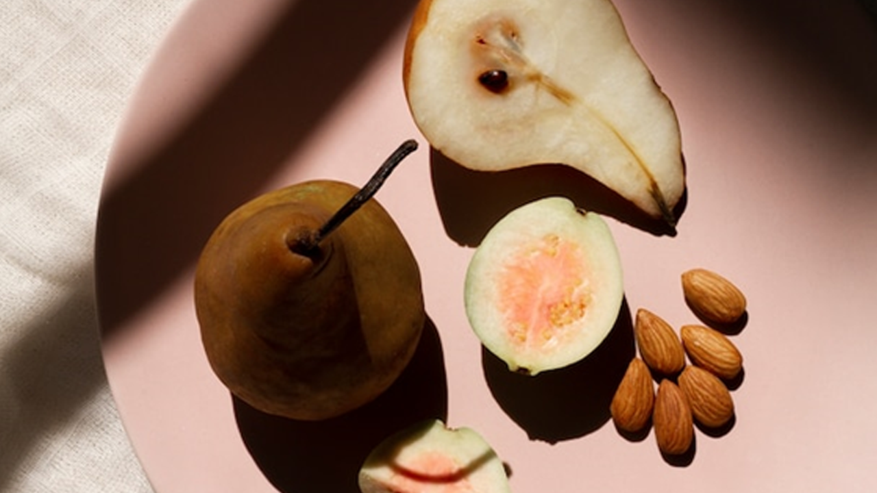 Apricot Fig: Exploring Sweet and Earthy Fragrances