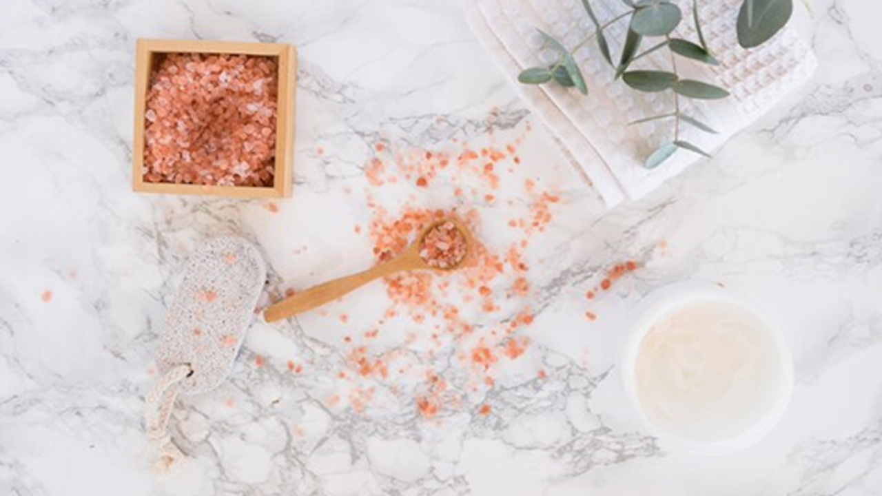 Bathing in Pink Himalayan Salt: Unlocking the Benefits for Skin and Body