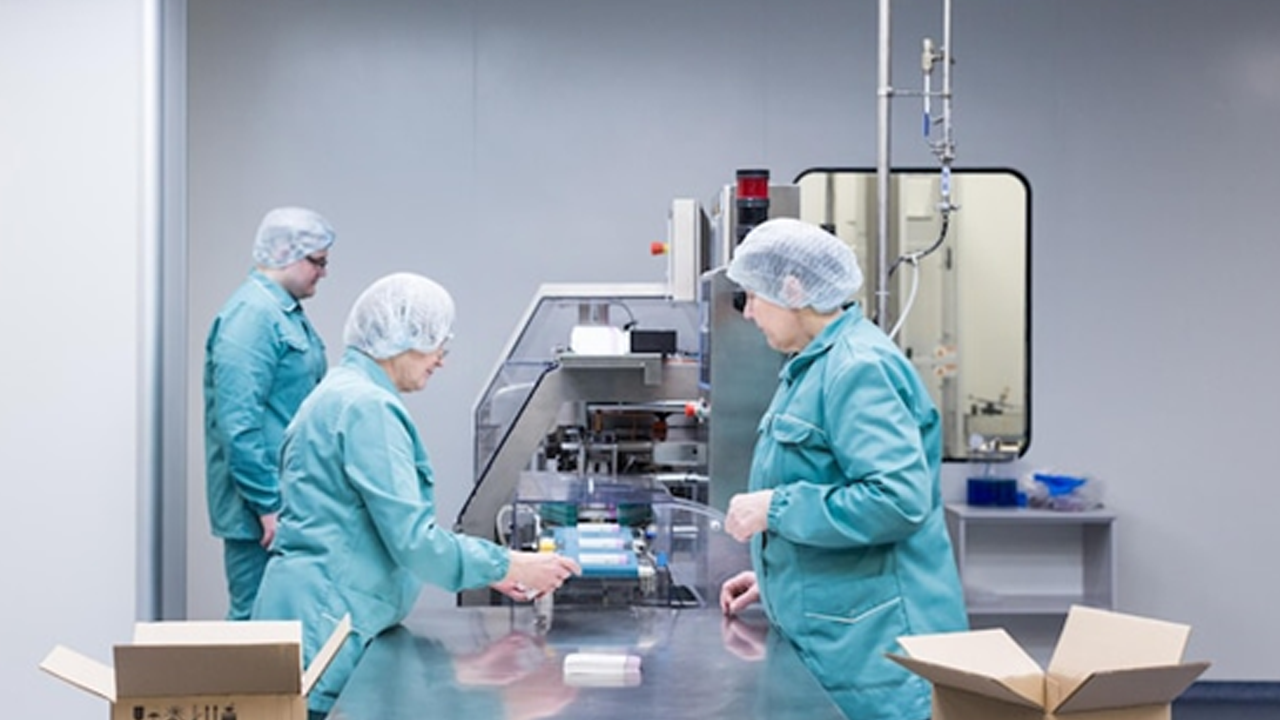 Exploring the Benefits and Considerations of Outsourcing in Cosmetic ...