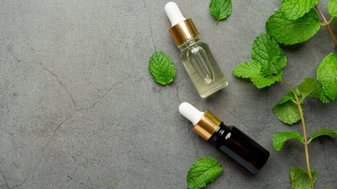 Peppermint Japanese Essential Oil: Exploring the Cooling Benefits of ...